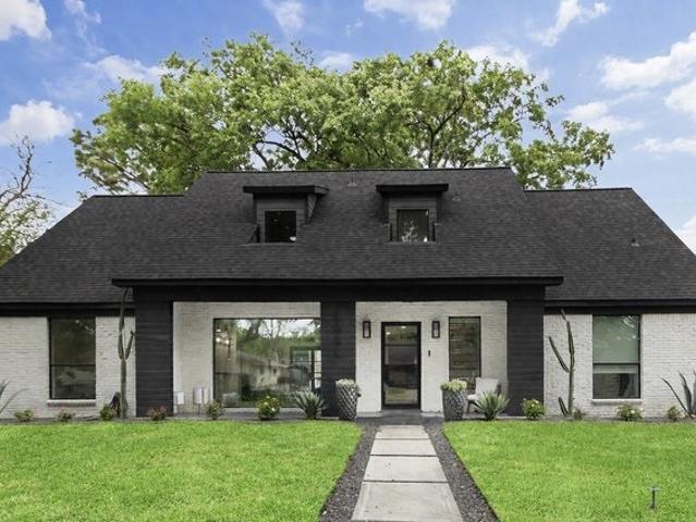 5934 Dumfries Dr, Houston, TX 77096