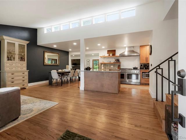 5934 Swadley Court