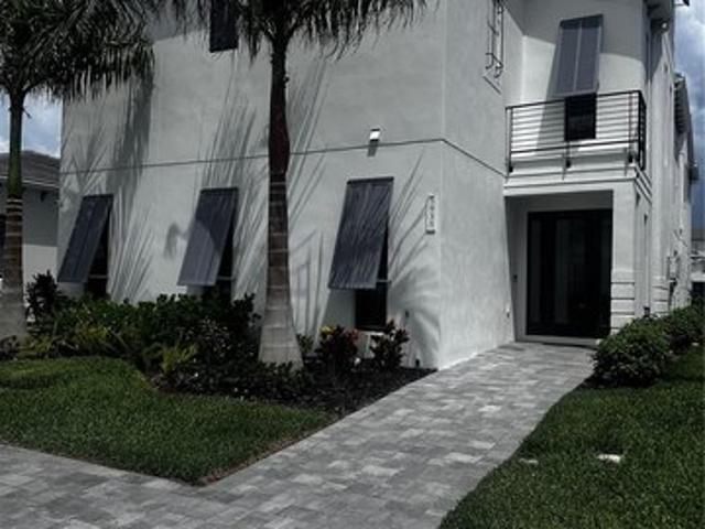 5935 Cat Claw Ln, Bradenton, FL 34210