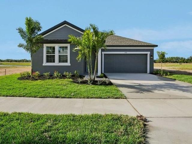 5935 Fresh Flora Dr, Wimauma, FL 33598