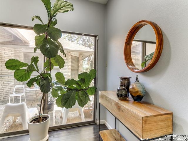 5935 Heather View