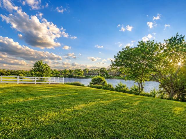 5935 Sagamore Bay Lane