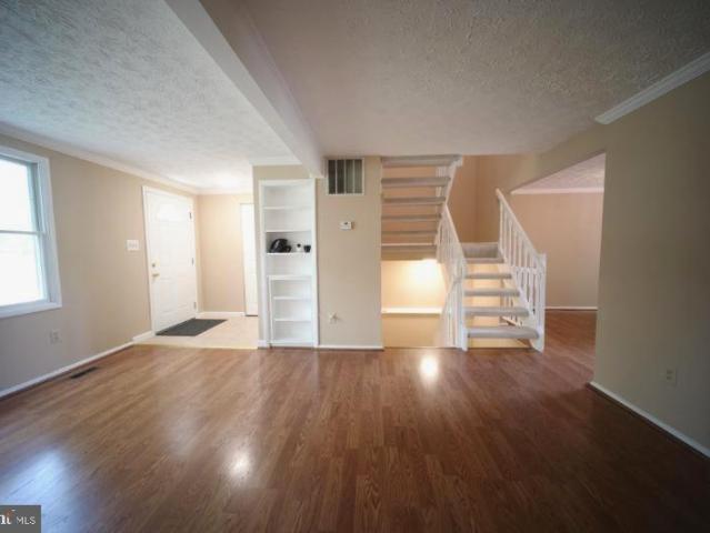 5935 Spruce Run Court