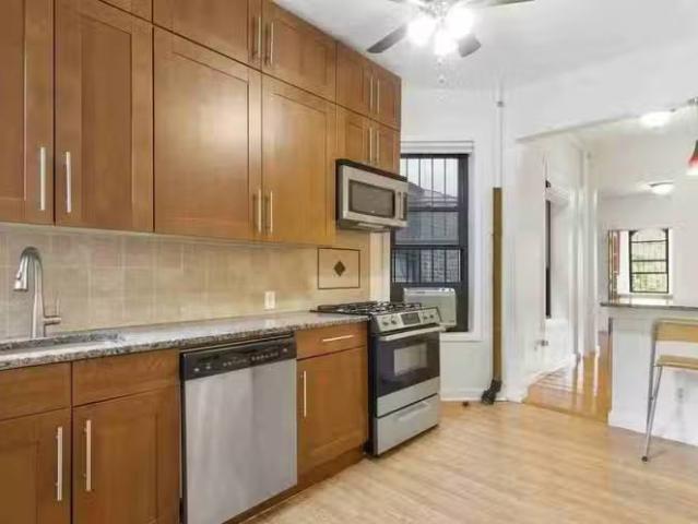 59368070 114 E 98th St #5W
