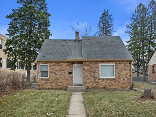 5936 N 35th St, Milwaukee, WI 53209