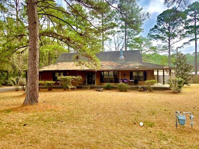 5936 Adrian Dr, Ball, LA 71405