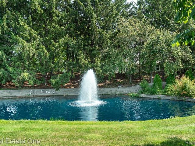 5936 Creekside Drive # 87