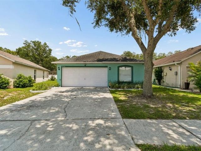 5936 Lake Front Dr, Wesley Chapel, FL 33545