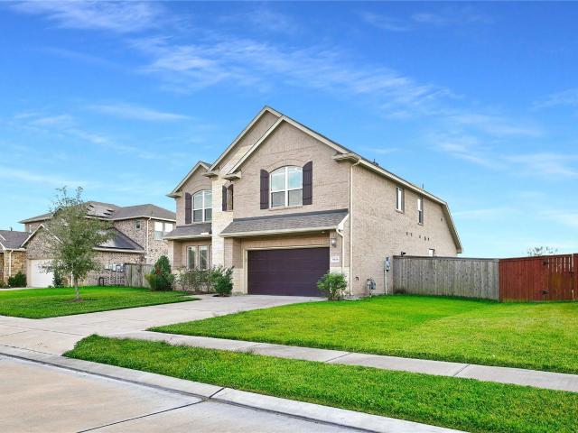 5936 Pearland Place