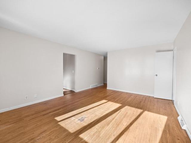 5936 Washburn Ave S, Minneapolis, MN 55410