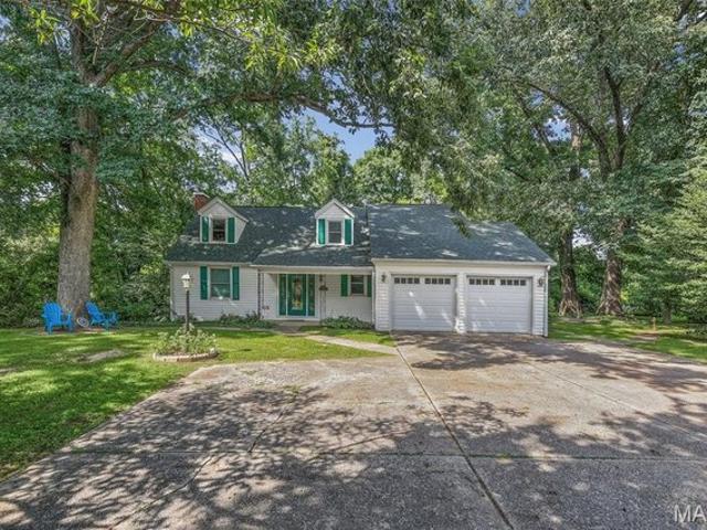 5937 Memory Ln, Belleville, IL 62223