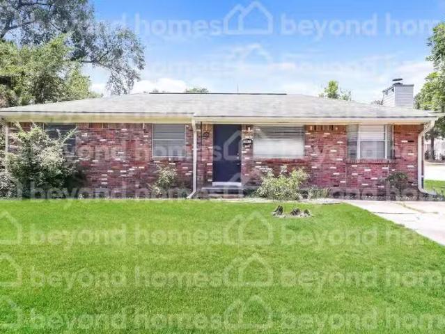 59384530 101 Gilbert Dr
