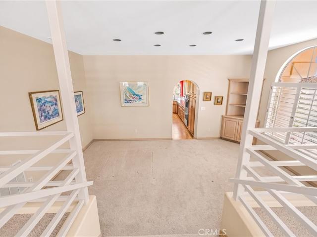 5939 Oakhill Drive