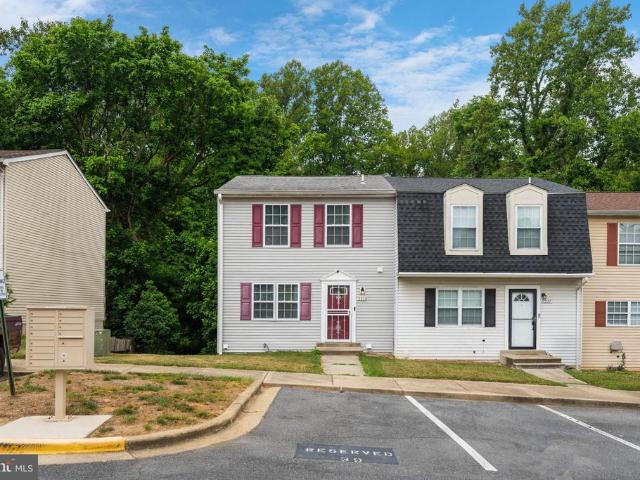 5939 Applegarth Place