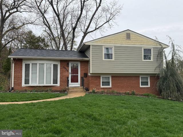 5939 Craft, Alexandria, VA 22310 | Compass