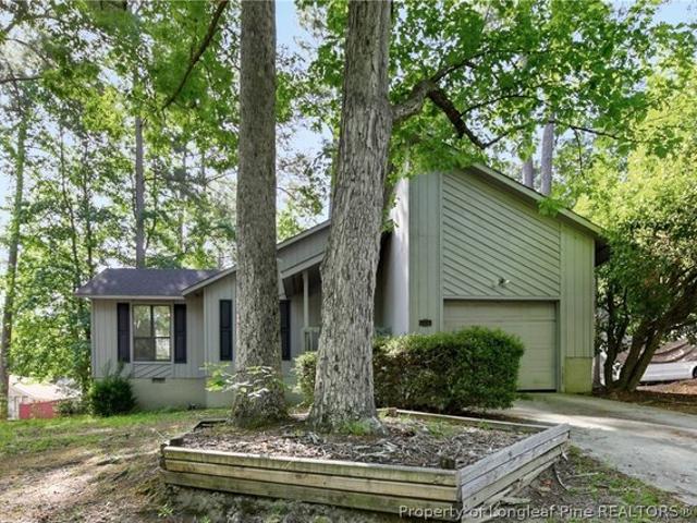 5939 Dalton Rd, Fayetteville, NC 28314