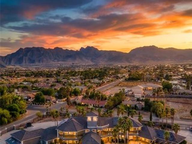 5930 N El Capitan Way, Las Vegas, NV 89149