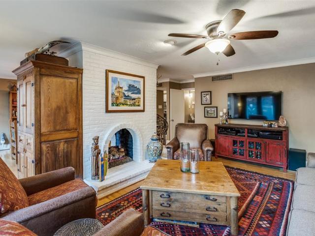 5930 Sandhurst Lane # 120