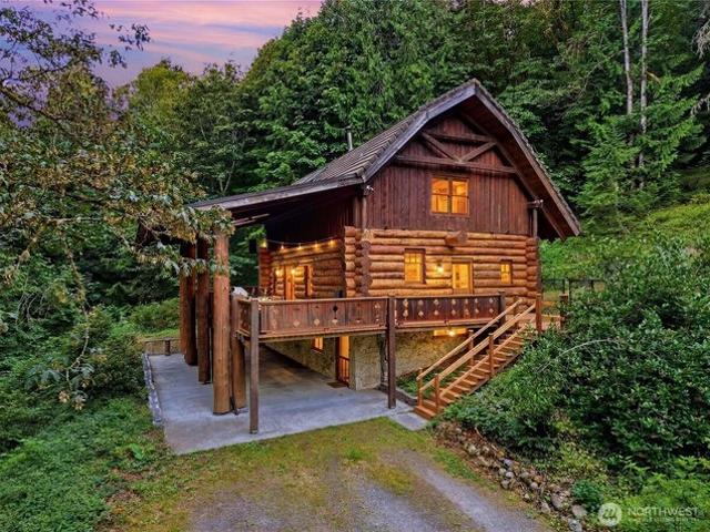 5931 th Ave SE, Issaquah, WA 98027