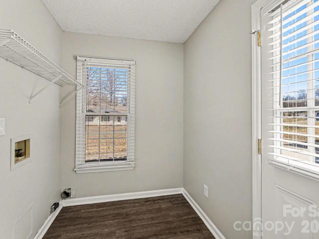 5932 Scots Bluff Dr, Charlotte, NC 28227 | MLS #4344