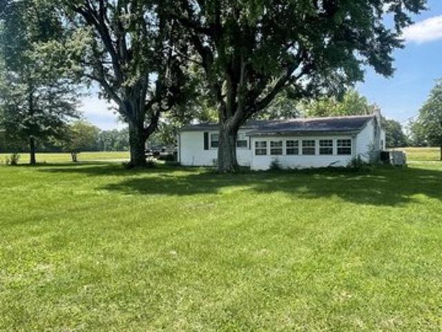 5933 N County Road 100 E, Shelburn, IN 47879