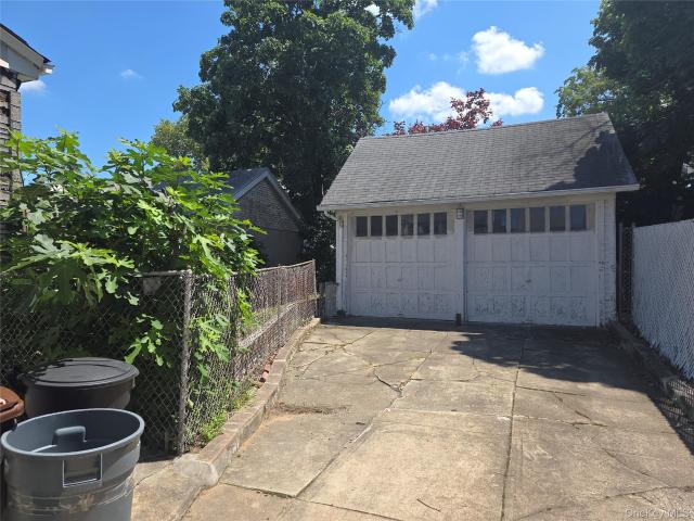 5933 th Street