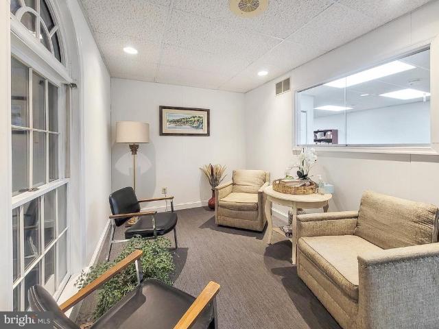 593 Bethlehem Pike # 1B