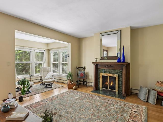 593 Laurel Avenue # 3E