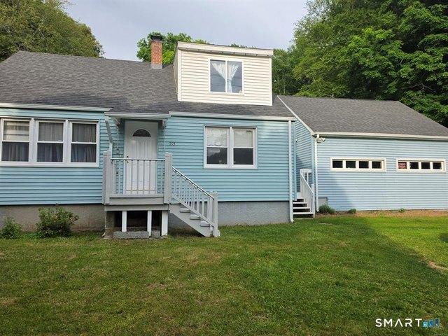593 Mohegan Avenue Pkwy, Waterford, CT 06375