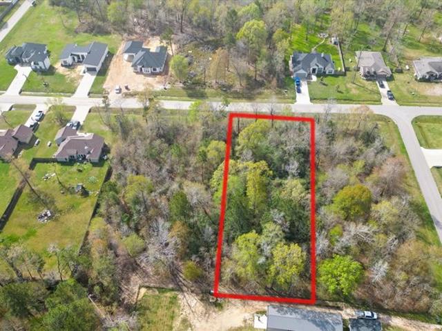 593 Road 6609, Dayton, TX 77535