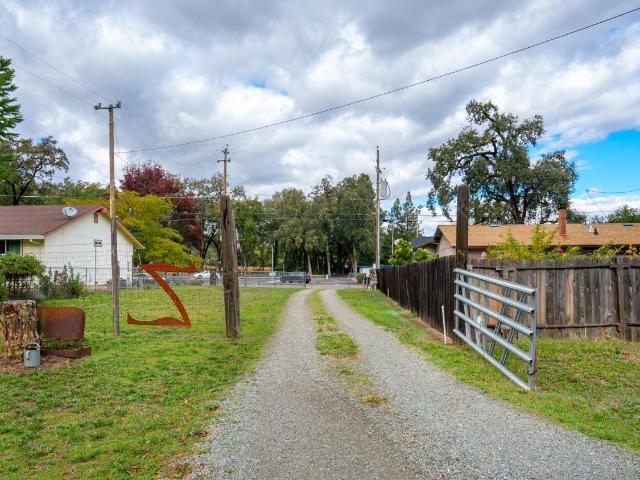 593 W 2nd St, Cloverdale, CA 95425 | MLS #322099