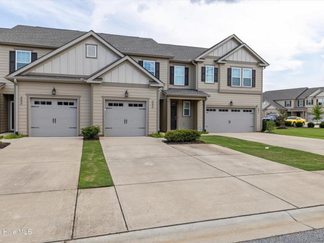 593 Vinings Drive