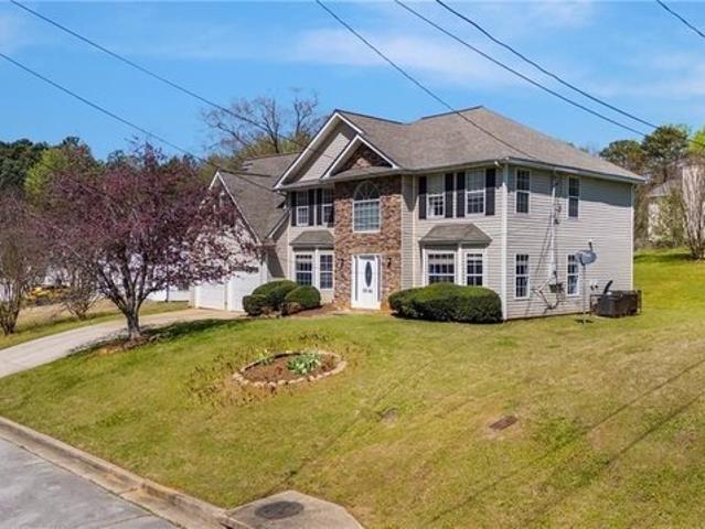 5944 Duren Meadows Dr, Lithonia, GA 30058
