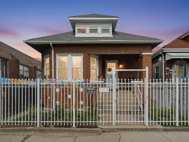5944 S Albany Ave, Chicago, IL 60629