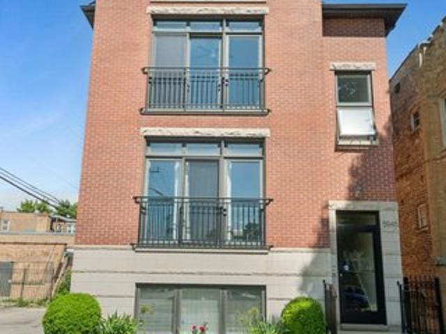 5945 N Campbell Ave Apt 3, Chicago, IL 60659