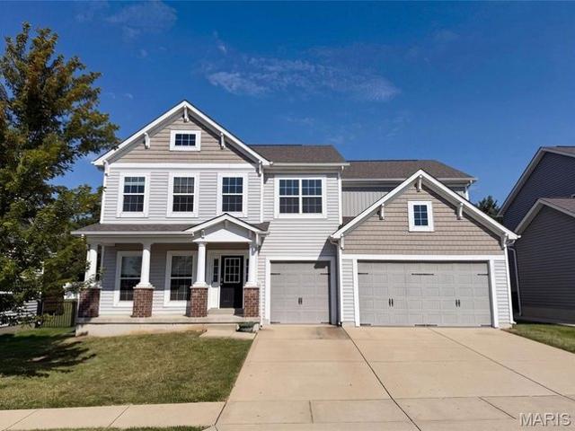 5945 Hawkins Ridge Ct, Saint Louis, MO 63129