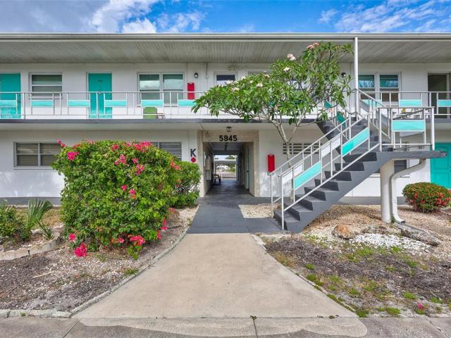 5945 21st St N, Unit 3, St. Petersburg, FL 33714 | MLS #TB8497 | Compass