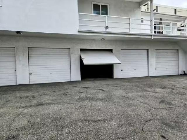 59473893 330 Calle Miramar