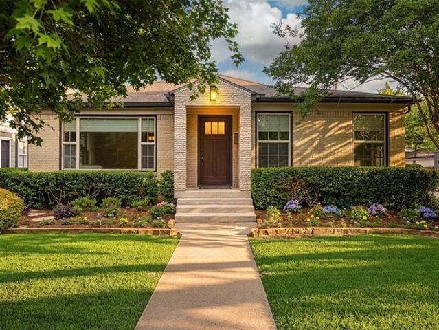 5947 Mercedes Ave, Dallas, TX 75206