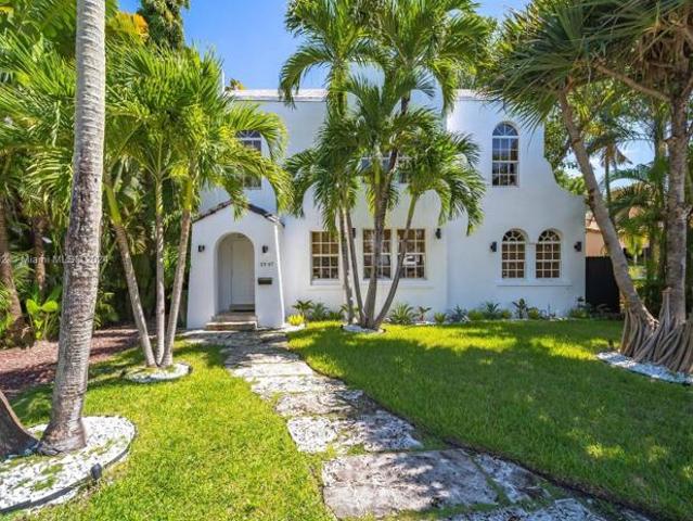 5947 NE 4th Ct, Miami, FL 33137
