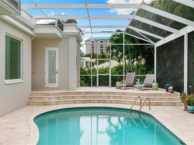 5949 Chanteclair Dr, Unit 8, Naples, FL 34108 | MLS #226011