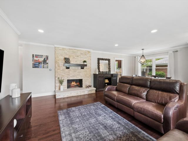 5949 Dunham Road