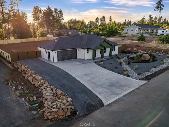 5949 Hazel Way