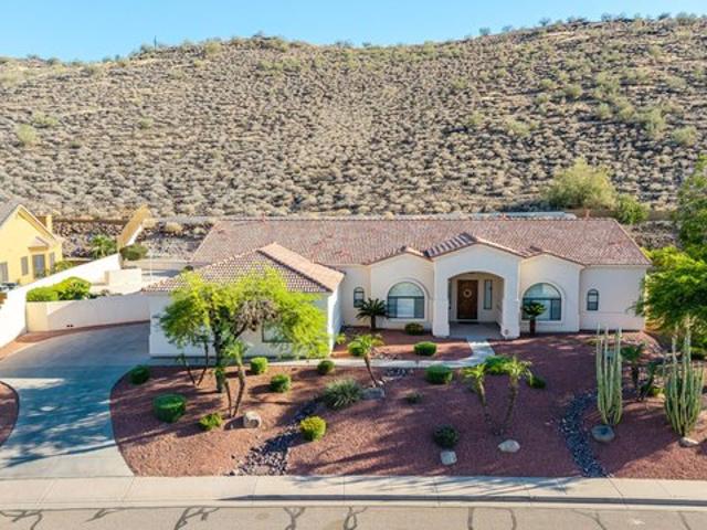 5949 W Pinnacle Hill Dr, Glendale, AZ 85310