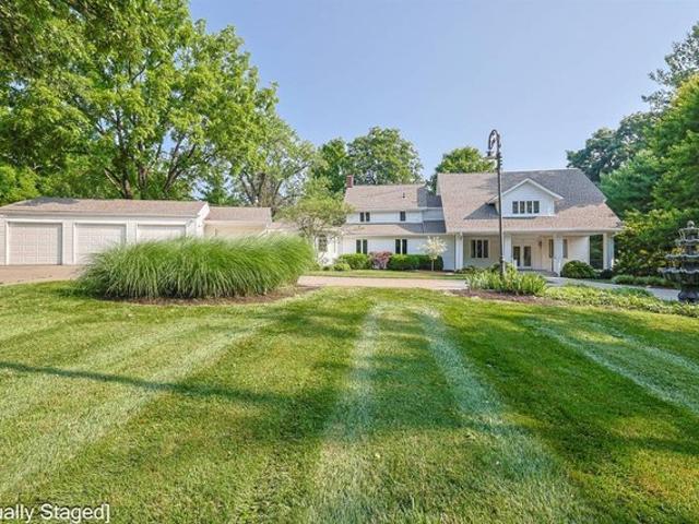 5940 Ambassador Ct, Fairfield, OH 45014