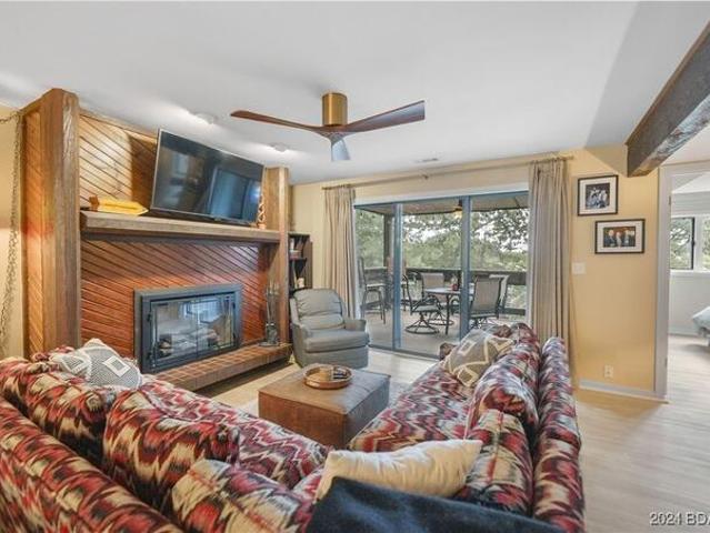 5940 Baydy Peak Road, 1211, Osage Beach, MO 65065