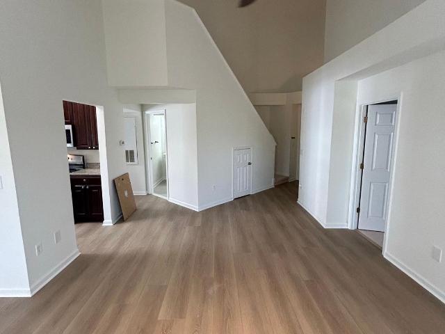 5940 Founders Hill Dr, Unit 303, Alexandria, VA 22310 | MLS #VAFX2308 | Compass