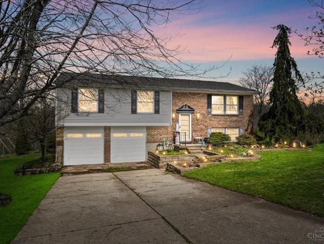 5942 Cedaridge Dr, Green Township, OH 45247