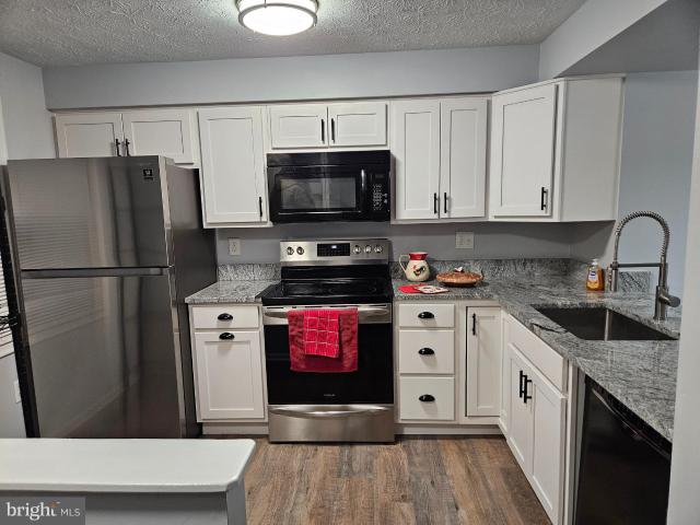 5942 Rowanberry Dr, Unit 18C, Elkridge, MD 21075 | MLS #MDHW2066 | Compass