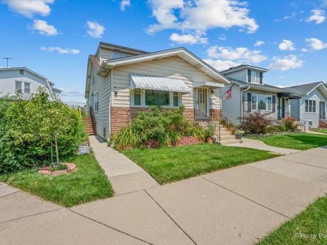 5942 W Thorndale Ave, Chicago, IL 60646